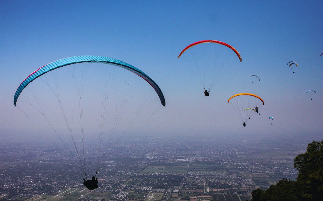 Parapentismo: la experiencia del vuelo libre - ConTexto